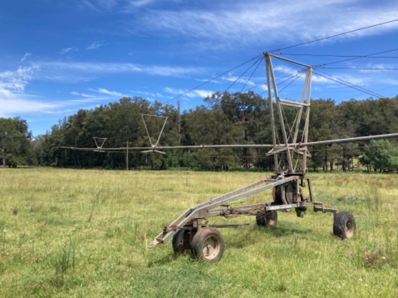 Lot 52 - BRIGGS ROTO RAINER IRRIGATOR | AuctionsPlus