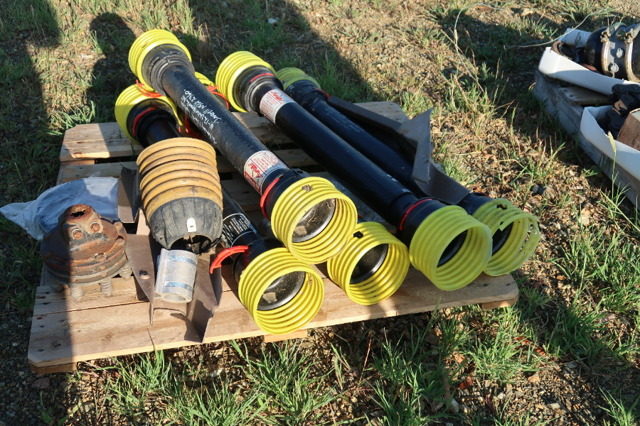 Lot 29 - 5 x PTO Covers | AuctionsPlus