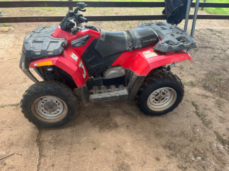 Lot 39 - Polaris Hawkeye 300 | AuctionsPlus