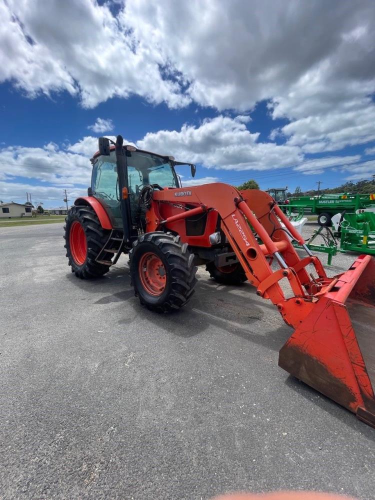 Lot 74 - Kubota M126GX Tractor - LA2254 FEL | AuctionsPlus
