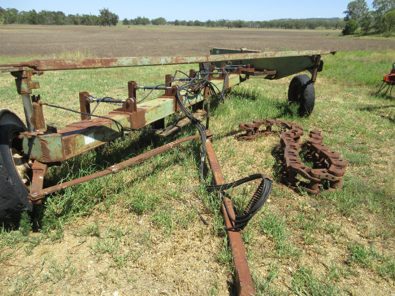 Lot 165 - Chain Rock Rake | AuctionsPlus
