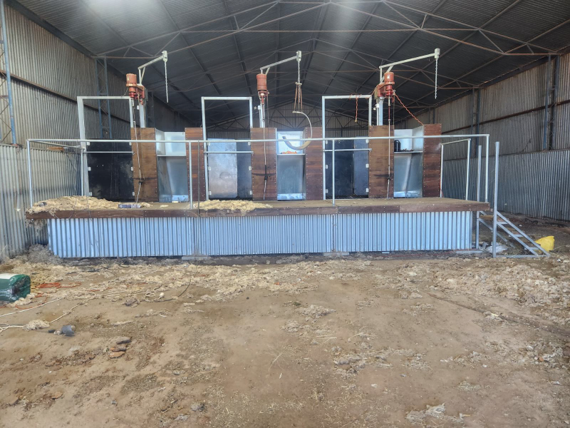 Lot 44 - Commander Shearing Modules | AuctionsPlus