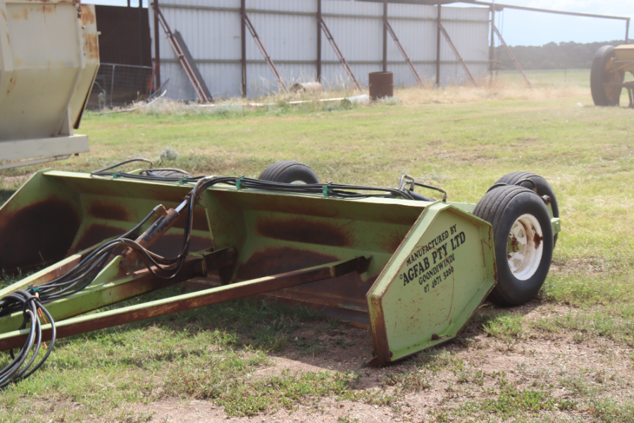 Lot 20 - Ag Fab 5700 Grader Bucket | AuctionsPlus