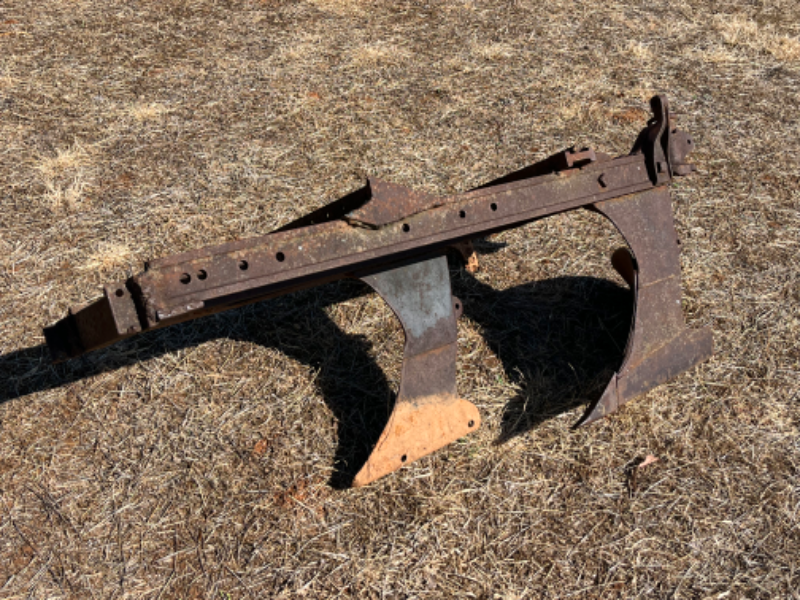 Lot 63 - Plough | AuctionsPlus