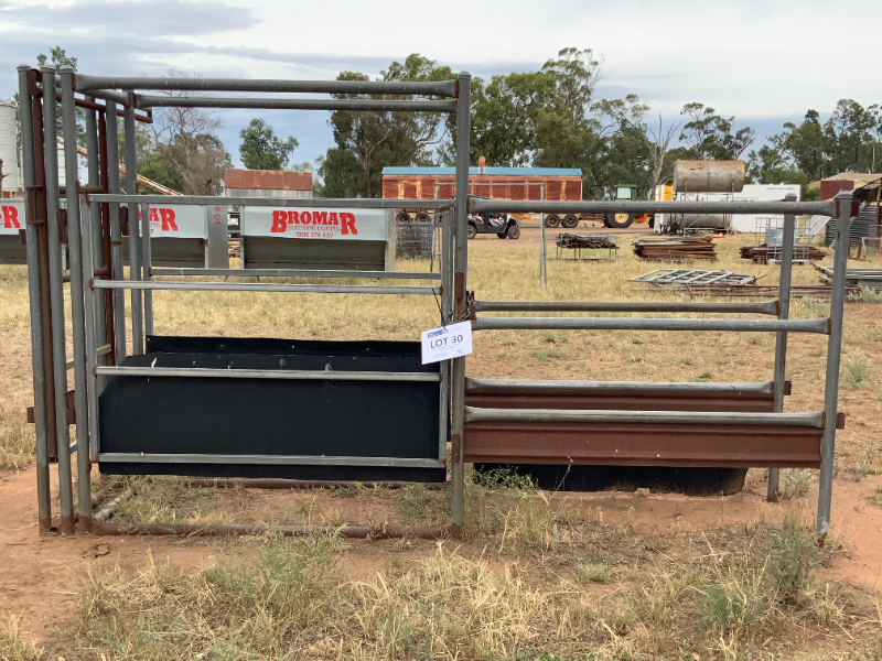 LOT 30 - Cattle yards. | AuctionsPlus
