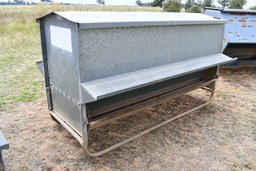 Lot 43 - Forbes Steelworks sheep feeder | AuctionsPlus