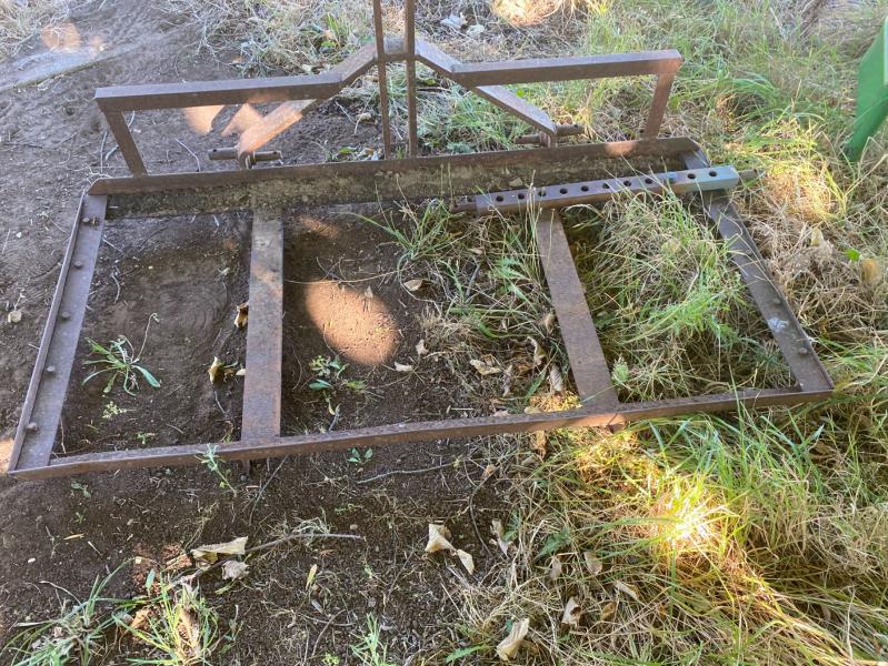 Lot 81 - 3PL Carryall Frame | AuctionsPlus