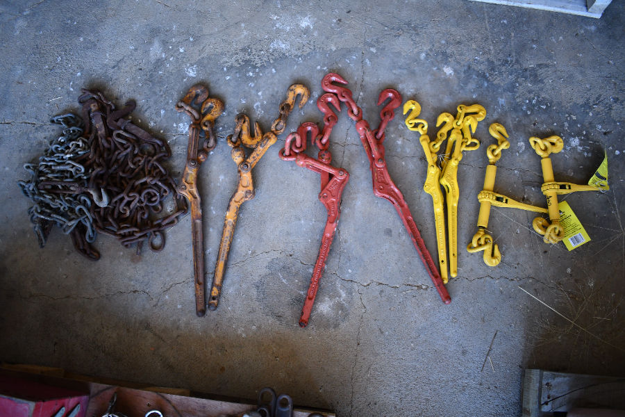 Lot 112 - Chain dogs & load binders | AuctionsPlus