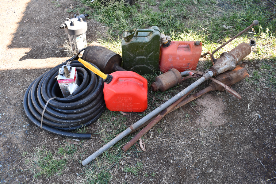 Lot 133 - Fuel hose, jerry cans and drum pumps | AuctionsPlus