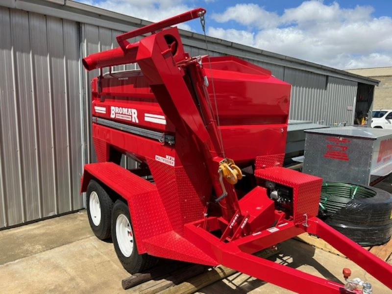 Lot 280 - Bromar Multifeeder | AuctionsPlus