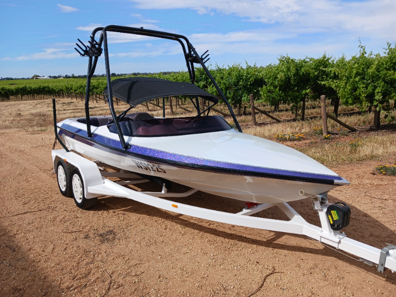 Lot 56 - McLaren Speed Boat | AuctionsPlus