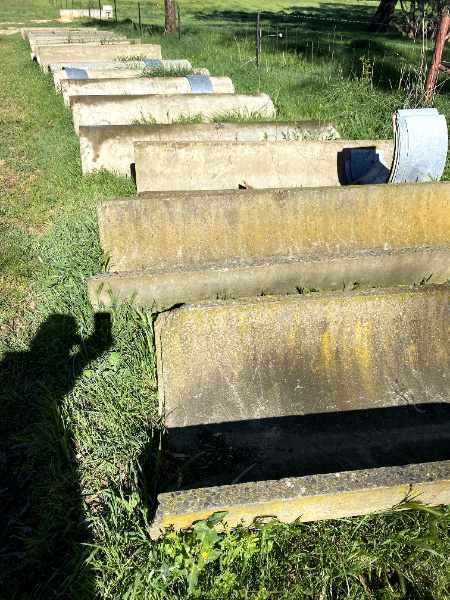 Lot 35 - 5 x Concrete Feed Troughs | AuctionsPlus