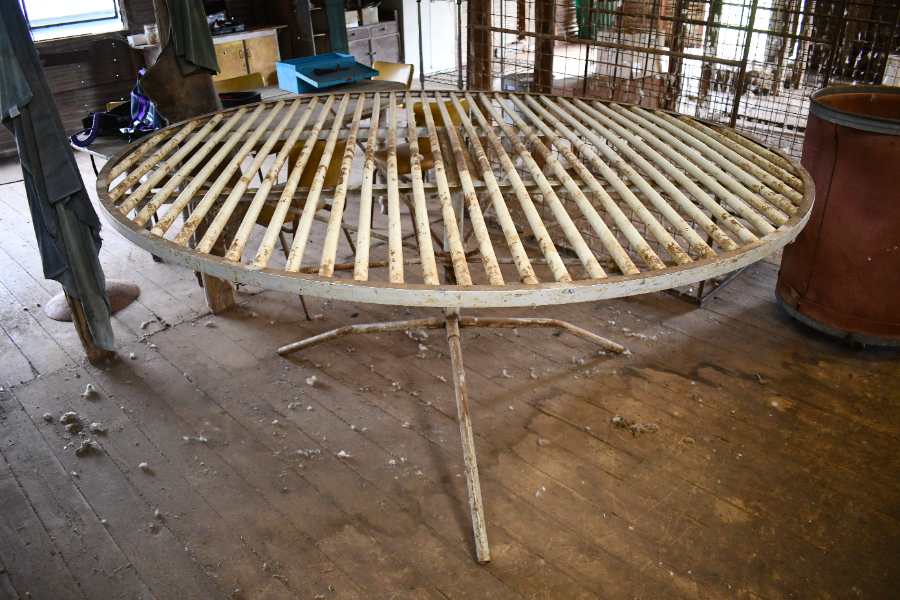 Lot 52 - Lyco round wool table | AuctionsPlus