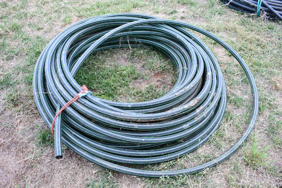 Lot 91 - Part used roll 1 1/2 inch poly pipe | AuctionsPlus