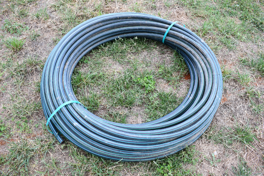 Lot 93 - Part used roll 1 inch poly pipe | AuctionsPlus