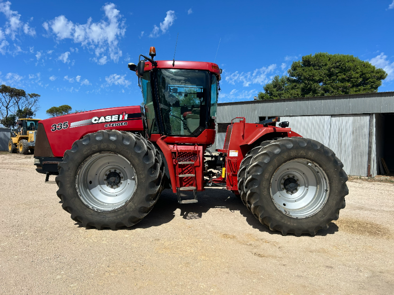 Lot 194 - Case IH 335 Steiger | AuctionsPlus