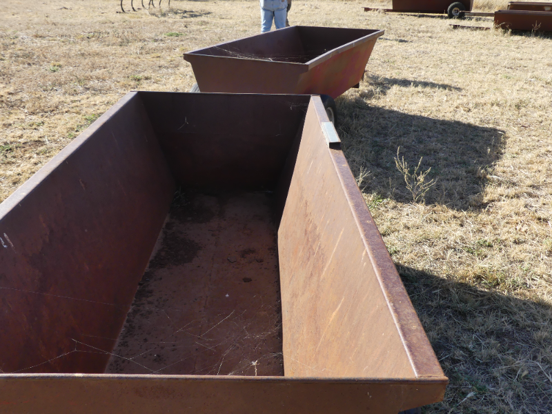 Lot 250 - 4x 8ft mobile feed troughs | AuctionsPlus