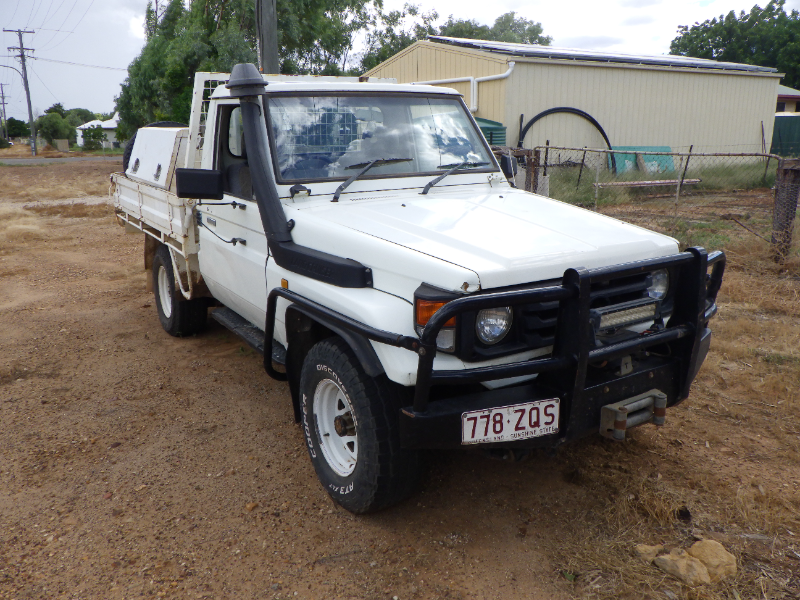 Lot 12 - TOYOTA HZJ75 LANDCRUISER TRAYBACK | AuctionsPlus