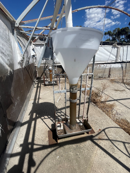 Lot 44 - 10 Pig feeders, feed system and 10t silo | AuctionsPlus