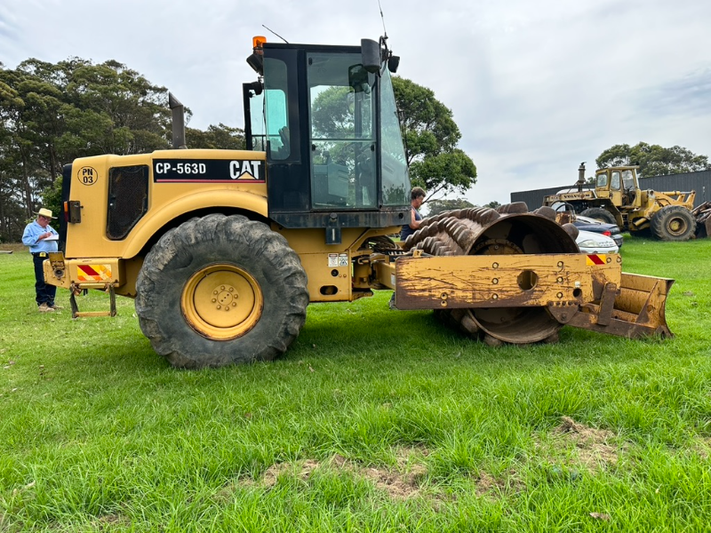 Lot 41 - CAT CP-563D PAD FOOT ROLLER. | AuctionsPlus