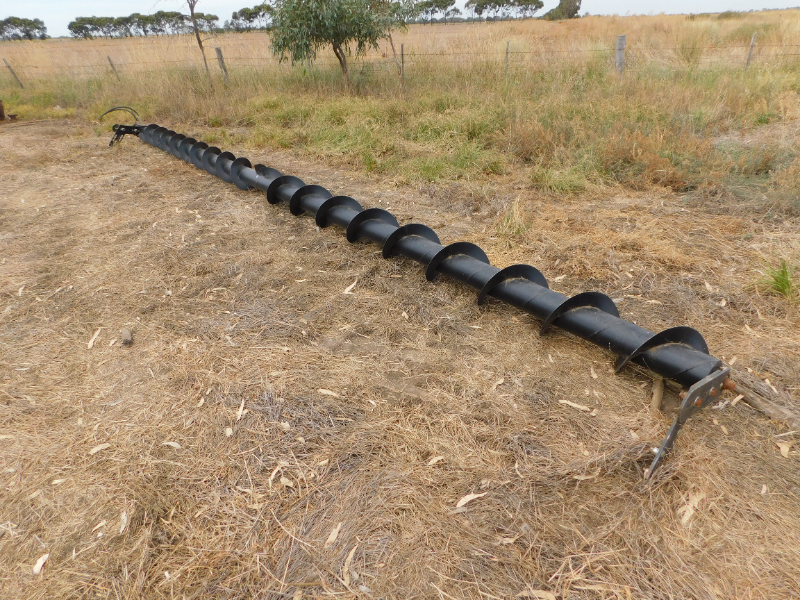 Lot 148 - 36 ft cross auger for draper front | AuctionsPlus