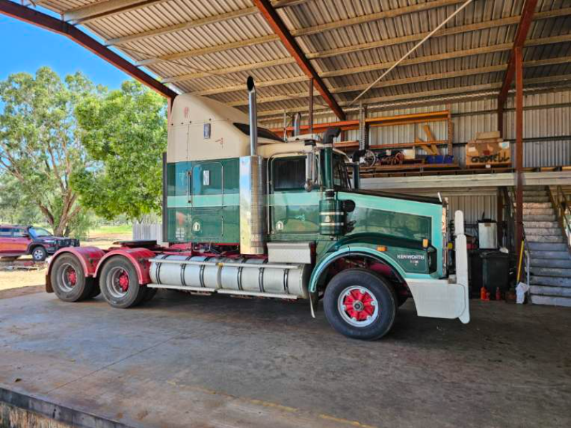 Lot 7 - KENWORTH T658. | AuctionsPlus