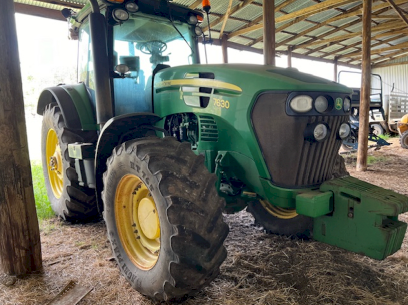 Lot 4 - 2007 John Deere 7630 Tractor | AuctionsPlus