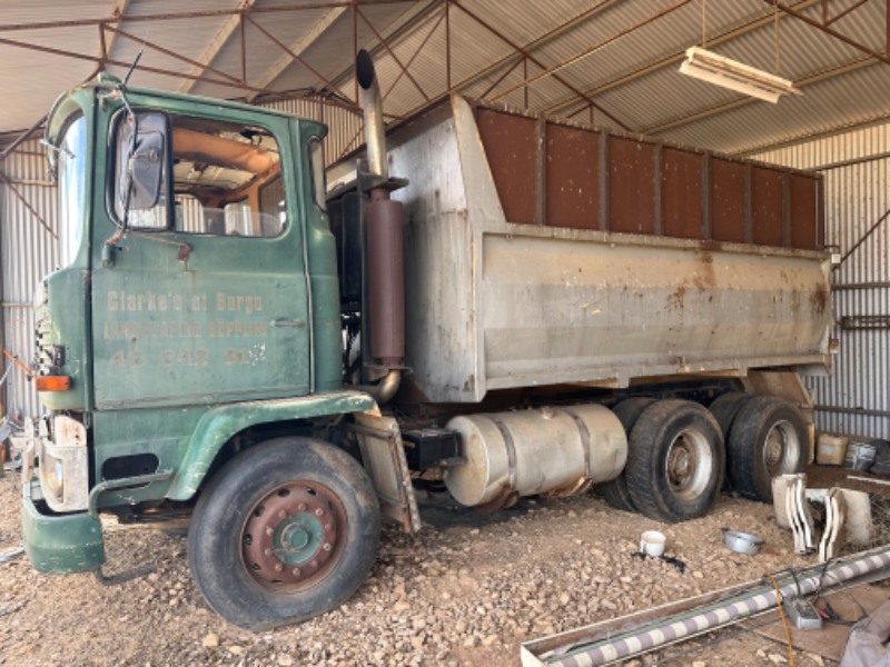 Lot 5 - Leyland Marathon tipper truck | AuctionsPlus