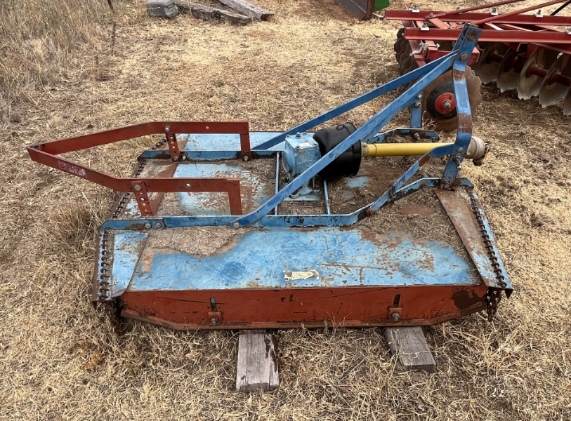 Lot 132 - Berends 4ft Slasher | AuctionsPlus
