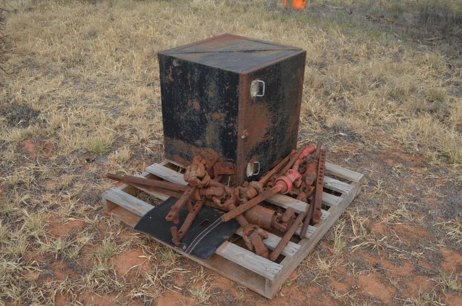 Lot 108 - Toolbox and Sunshine Header Parts | AuctionsPlus