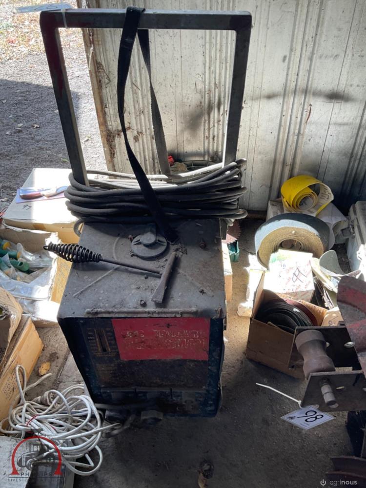 Lot 92 - Transarc Tradesman electric welder | AuctionsPlus