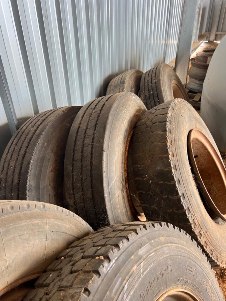 Lot 34 - Used truck tyres and rims | AuctionsPlus