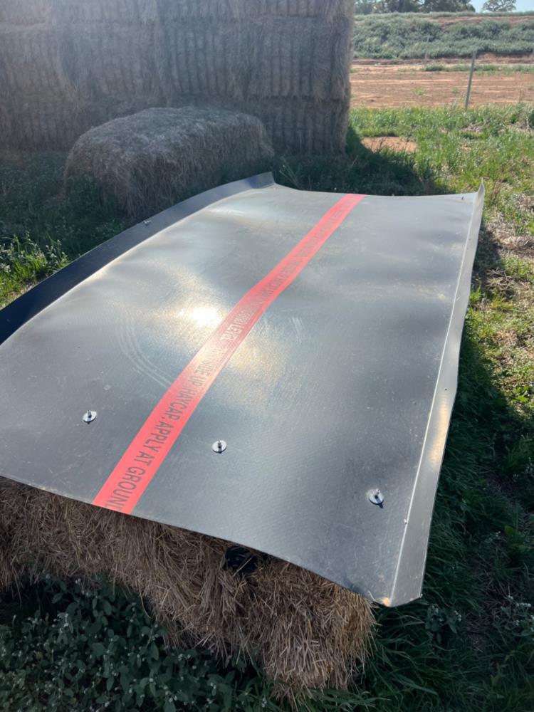 Lot 39 - Hay bale caps x 50 | AuctionsPlus