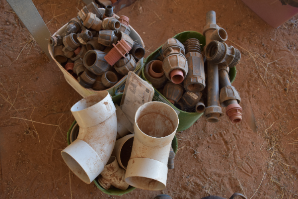Lot 167 - 3 buckets of poly & PVC pipe fittings | AuctionsPlus