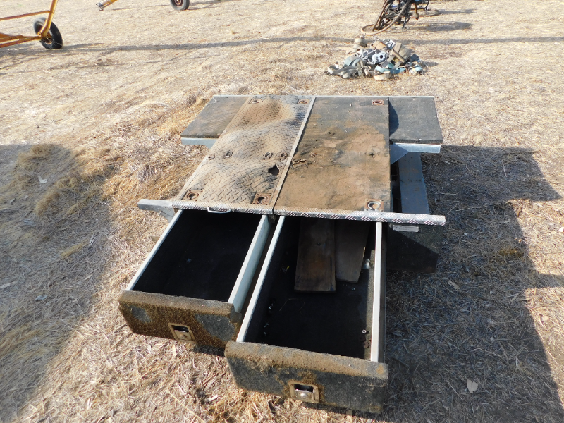 242 Widow Storage Drawers Auctionsplus