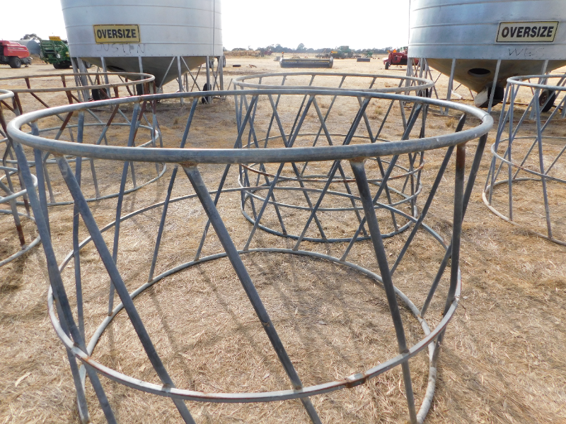 257 - HAY RING X 2 | AuctionsPlus