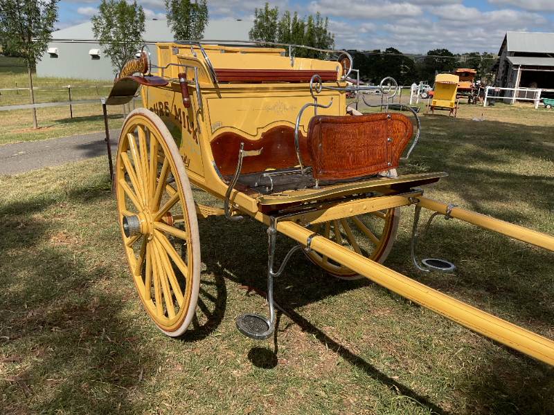 Lot 37 - Dairy Farmers Milk Cart | AuctionsPlus