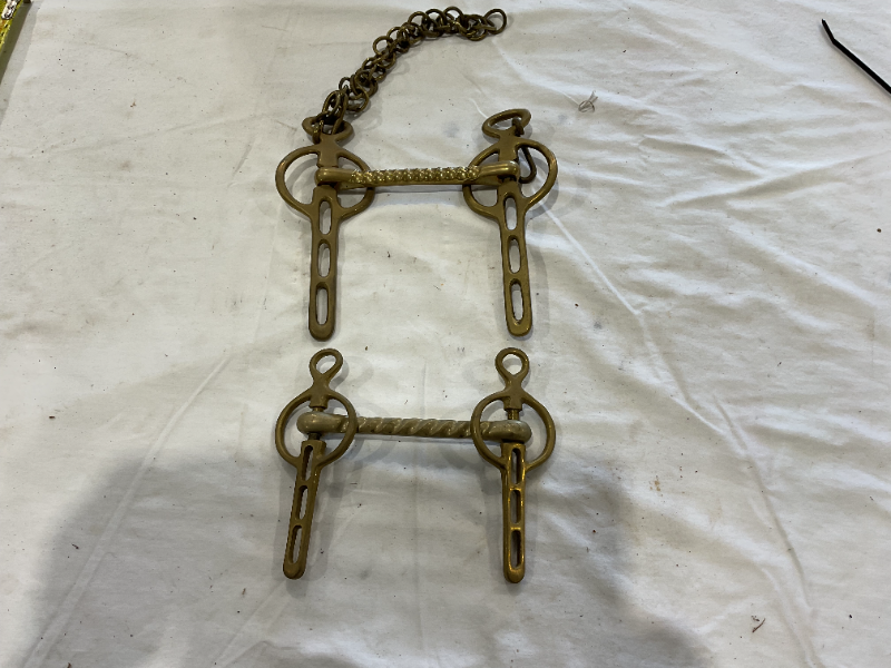 Lot 178 - 2 x Brass Driving Bits | AuctionsPlus