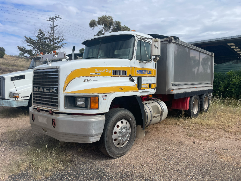 Lot 36 - Mack CHR 6 x 4 Tipper | AuctionsPlus