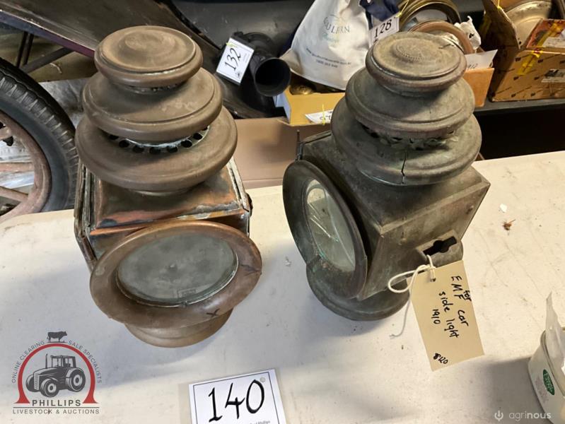 Lot 140 - 1910 EMF car side light | AuctionsPlus