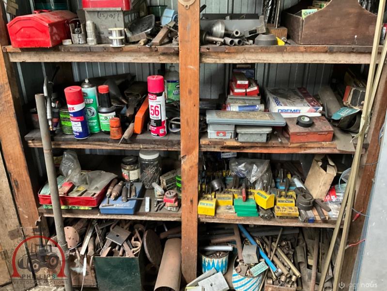 Lot 259 - Cupboard full of assorted items | AuctionsPlus