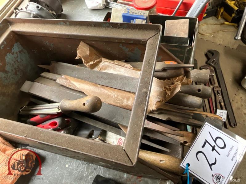 Lot 276 - Tub of files | AuctionsPlus