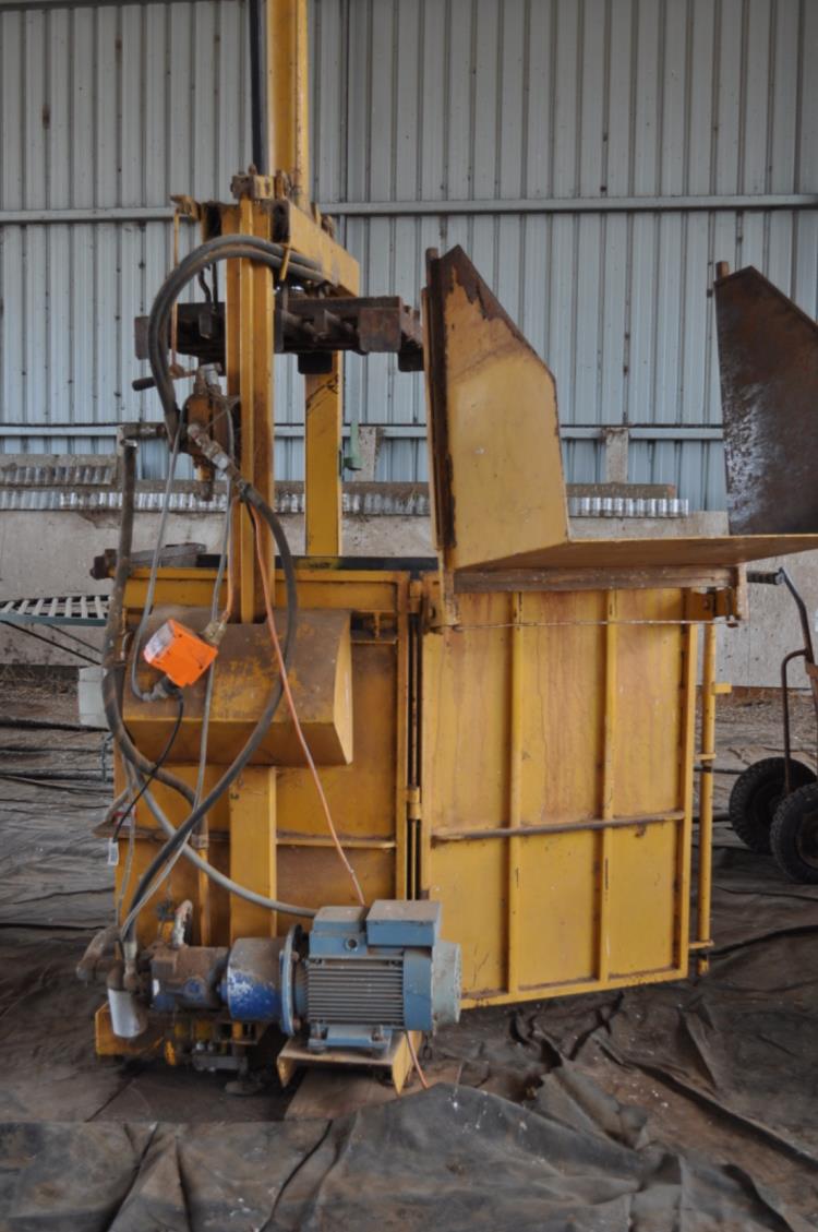 Lot 146 - TPW SLIMLINE MARK 2 WOOLPRESS | AuctionsPlus