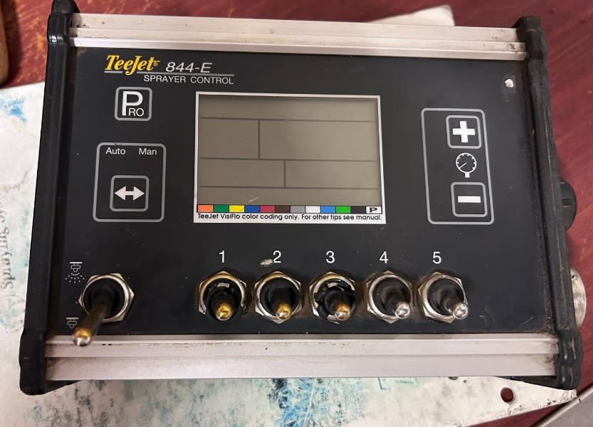 Lot 63 - Tjet 844E rate controller. | AuctionsPlus