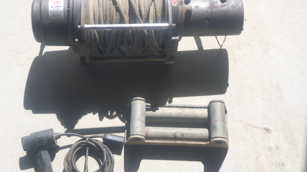 Lot 121 - Winch | AuctionsPlus