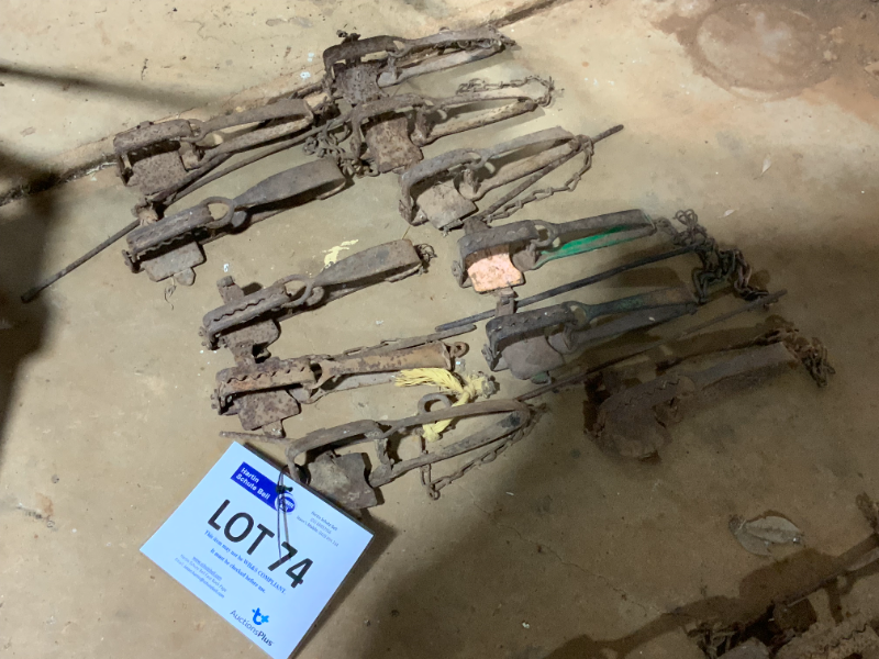 LOT 74 - Rabbit traps. | AuctionsPlus