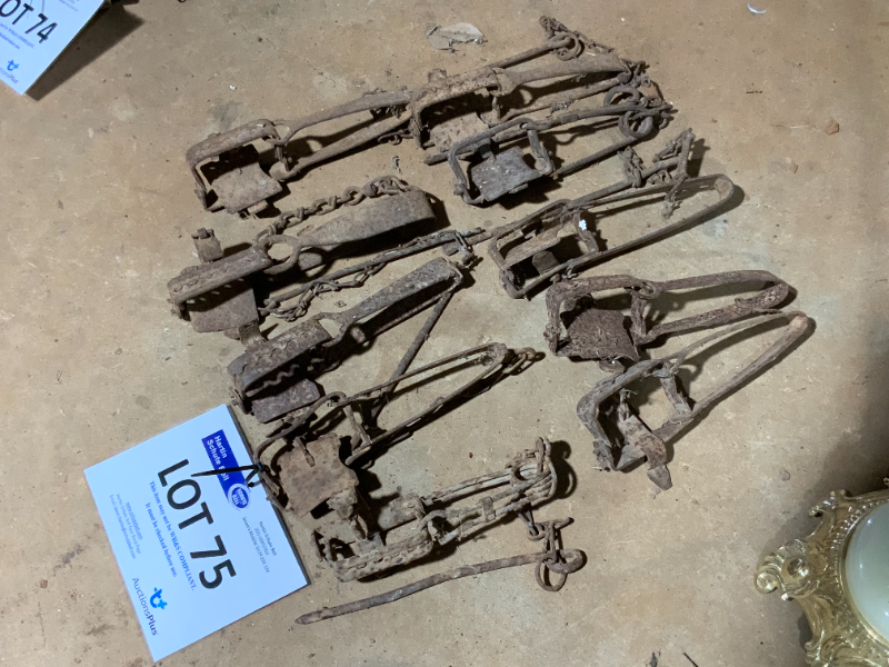 LOT 75 - Rabbit Traps. | AuctionsPlus