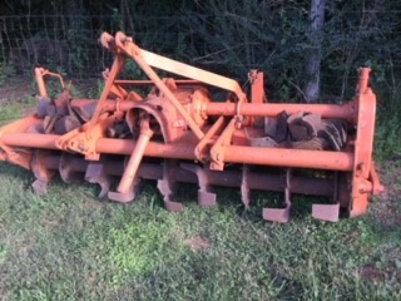 Lot 19 - Rotary Hoe Howard 80 Inch | AuctionsPlus