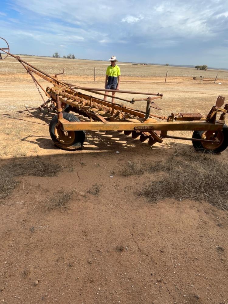 Chamberlain 1-way plough | AuctionsPlus