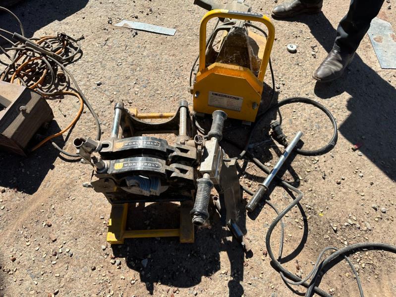 Lot 141 - World Poly Poly Welder | AuctionsPlus
